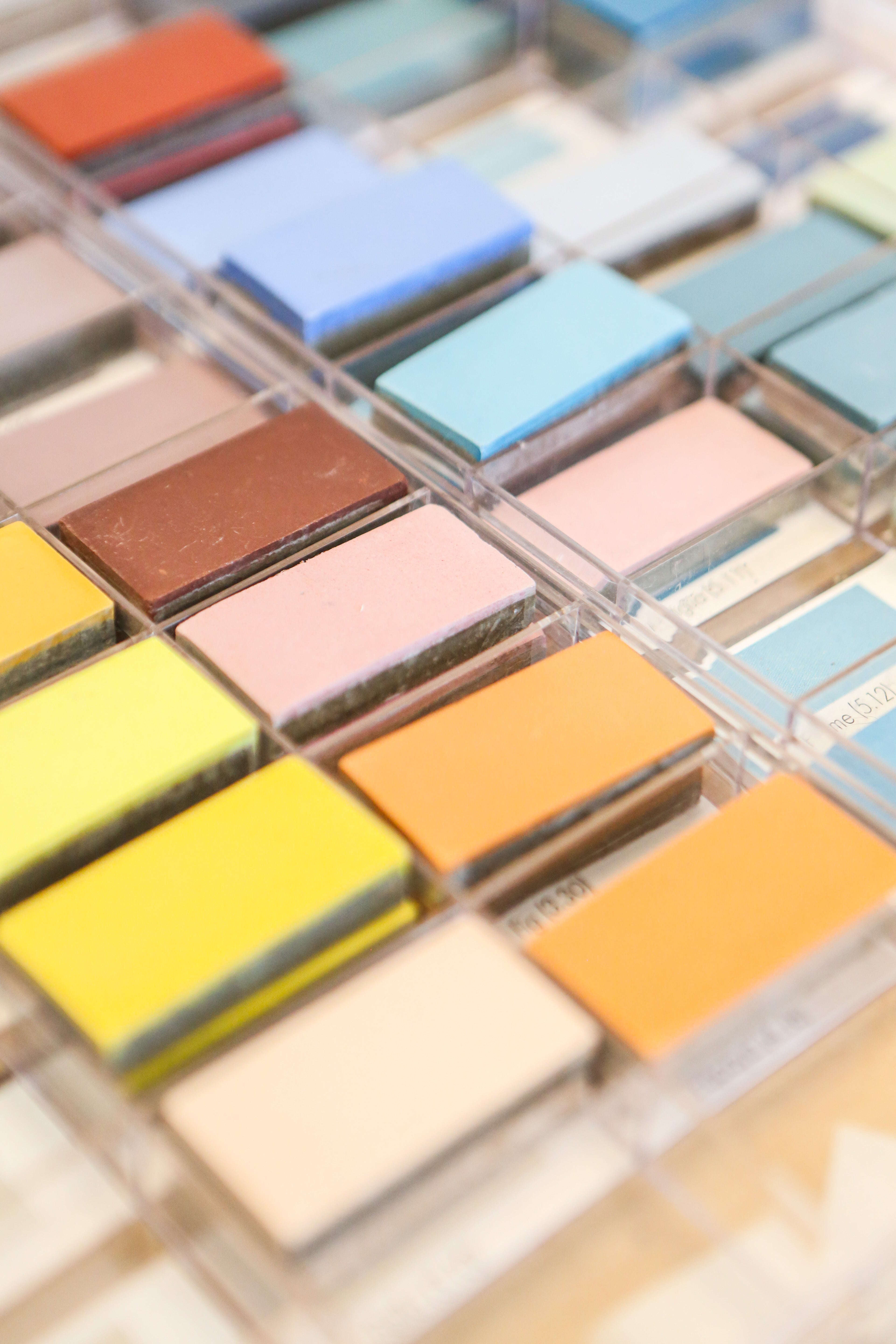 COLOR SWATCHES – Desire Tile